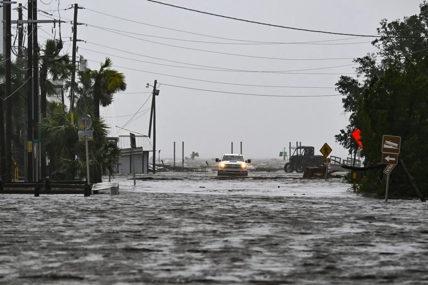 Hurricane Idalia Video Shows Storm Surge Wash Away Florida Home - Newsweek