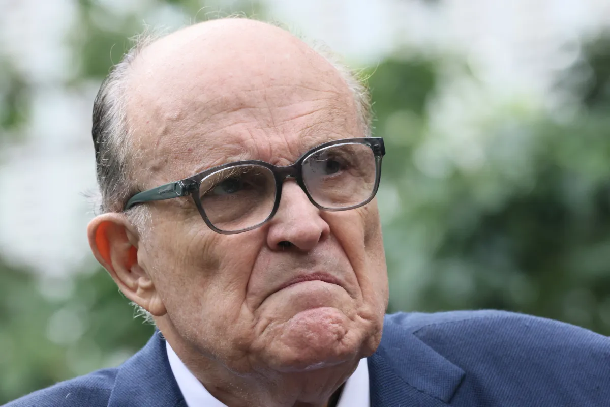Rudy Giuliani Accuses Kamala Harris of ‘Cackling’ at 9/11 Ceremony ...