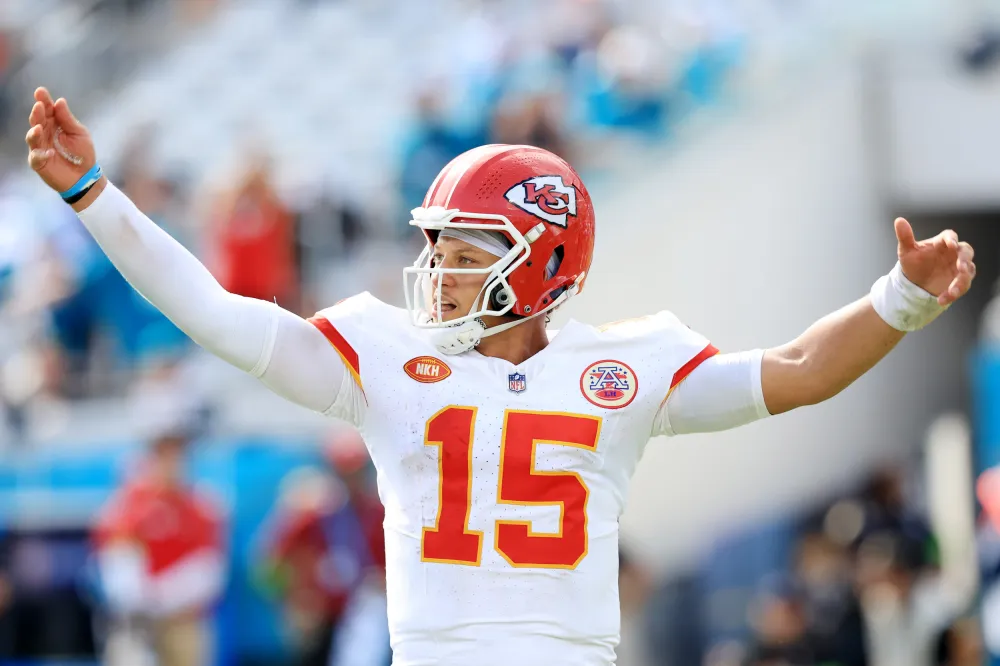 Patrick Mahomes Just Made NFL History With His Contract - Newsweek