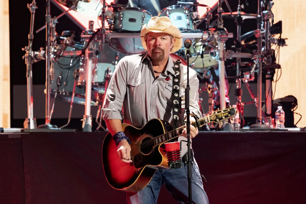 Toby Keith’s Last Video Goes Viral After His Death - Newsweek