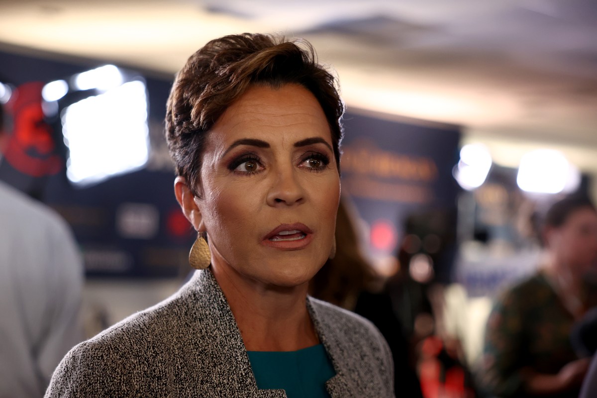 Kari Lake Gets Ominous Warning From GOP Campaign Chief Before Senate ...
