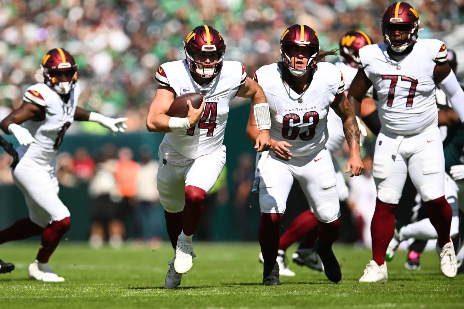 How to Watch Thursday Night Football Week 5: Bears vs. Commanders ...