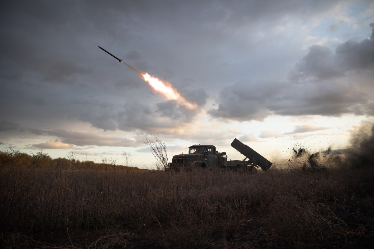 Ukraine Maps Show Bakhmut Advances, Russia’s ‘Marginal’ Avdiivka Gains ...