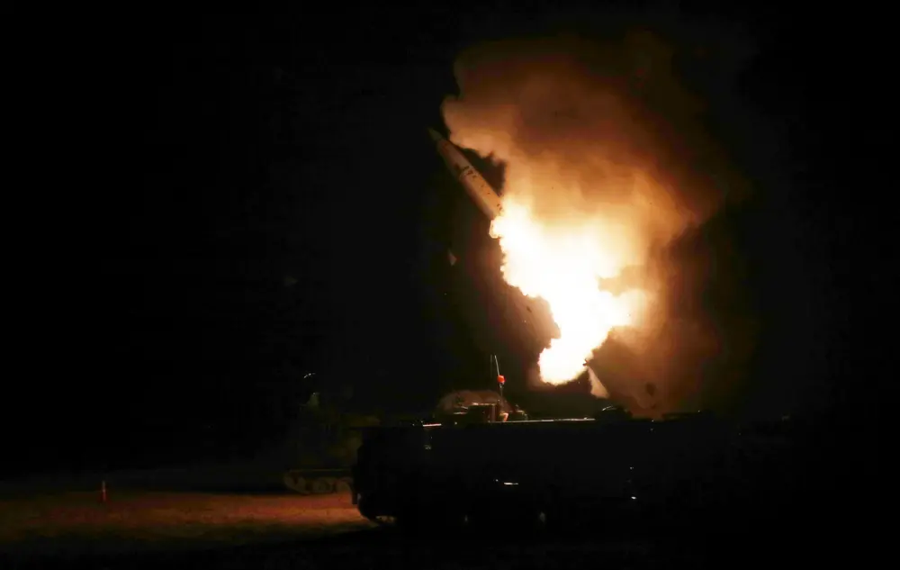 Why Ukraine’s ATACMS Missiles Will Terrify Russia - Newsweek