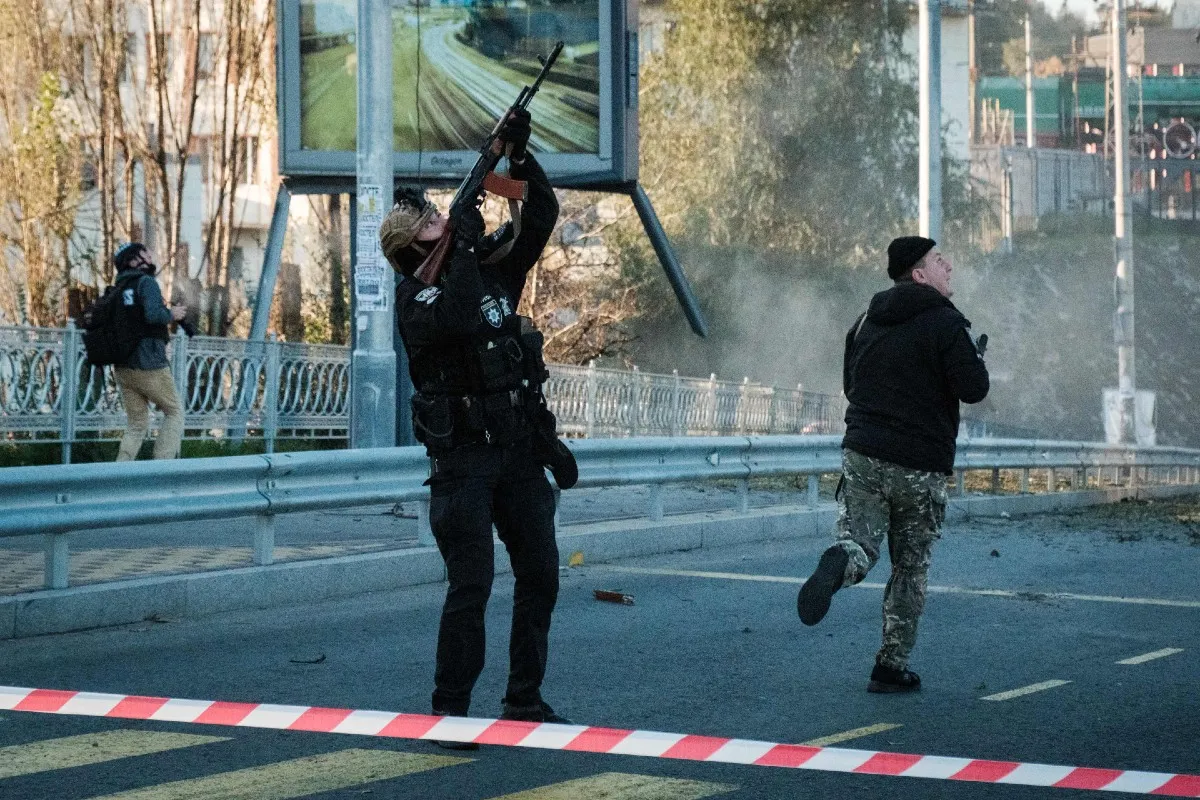 Russia Using Experimental ‘Lancet’ Drones With New Guidance Systems ...
