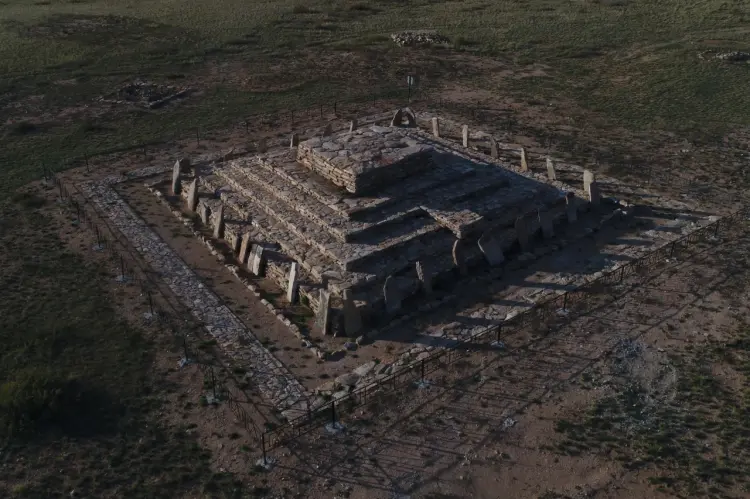 Archaeologists Discover Pyramid Built More Than 3,000 Years Ago - Newsweek