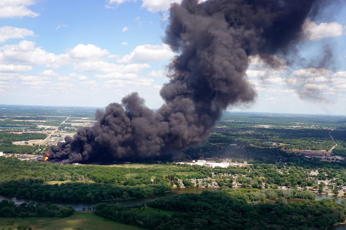 Texas Chemical Plant Explosion: Photos, Videos Show Massive Fire - Newsweek