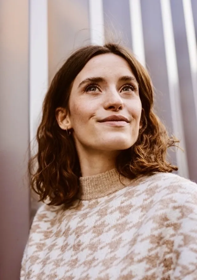 Cuffing Season Is Here—How To Avoid The Wrong Relationship This Winter ...