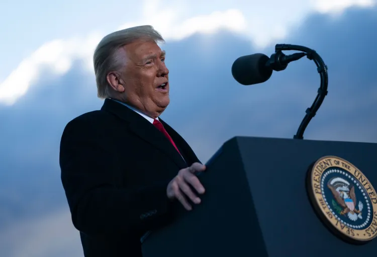 Donald Trump Says He Never Swore Oath ‘to Support the Constitution ...