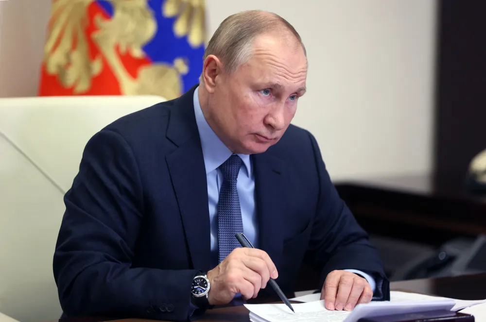 Putin Fires Warning Shot at NATO Country - Newsweek