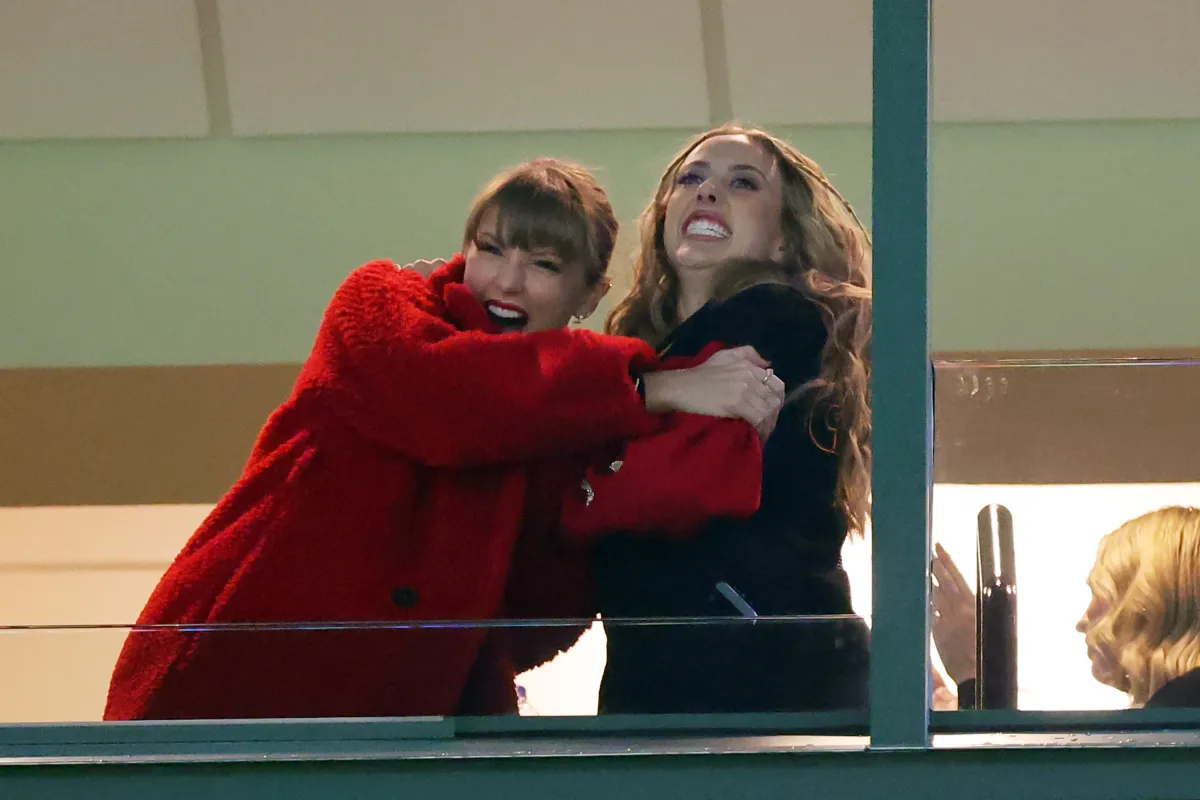 Taylor Swift Not Worried About ‘Dads, Brads, Chads’ Angry Over NFL ...