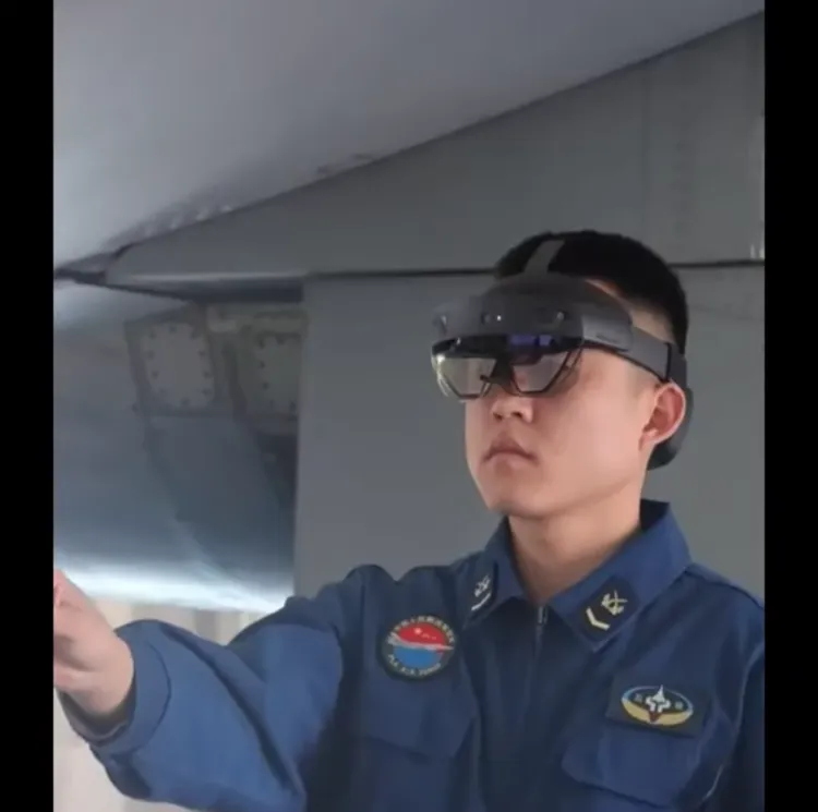 China’s State Media Shows Military Using Microsoft’s HoloLens 2 ...