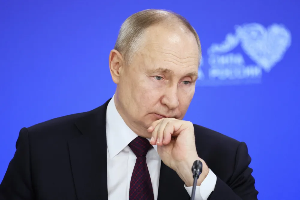 Russia Stands to Lose Billions as Ukraine Drones Target Key Oil Hubs ...