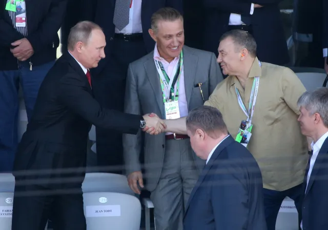 Putin Allies Quietly Gathering Private Armies - Newsweek