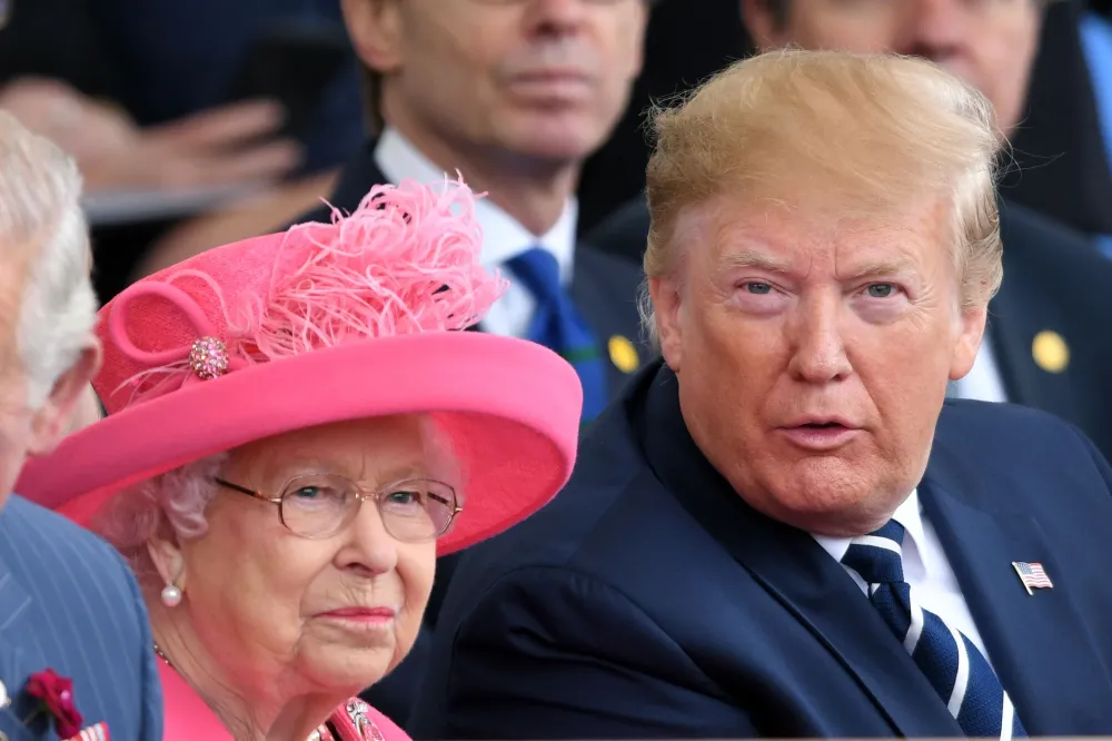 Donald Trump Reveals Discussion With ‘Genius’ Queen Elizabeth - Newsweek