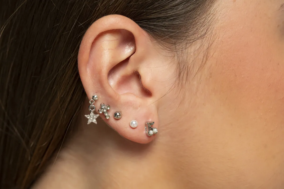 Grandma’s Reaction to Woman’s Piercings Divides Internet: ‘Little ...