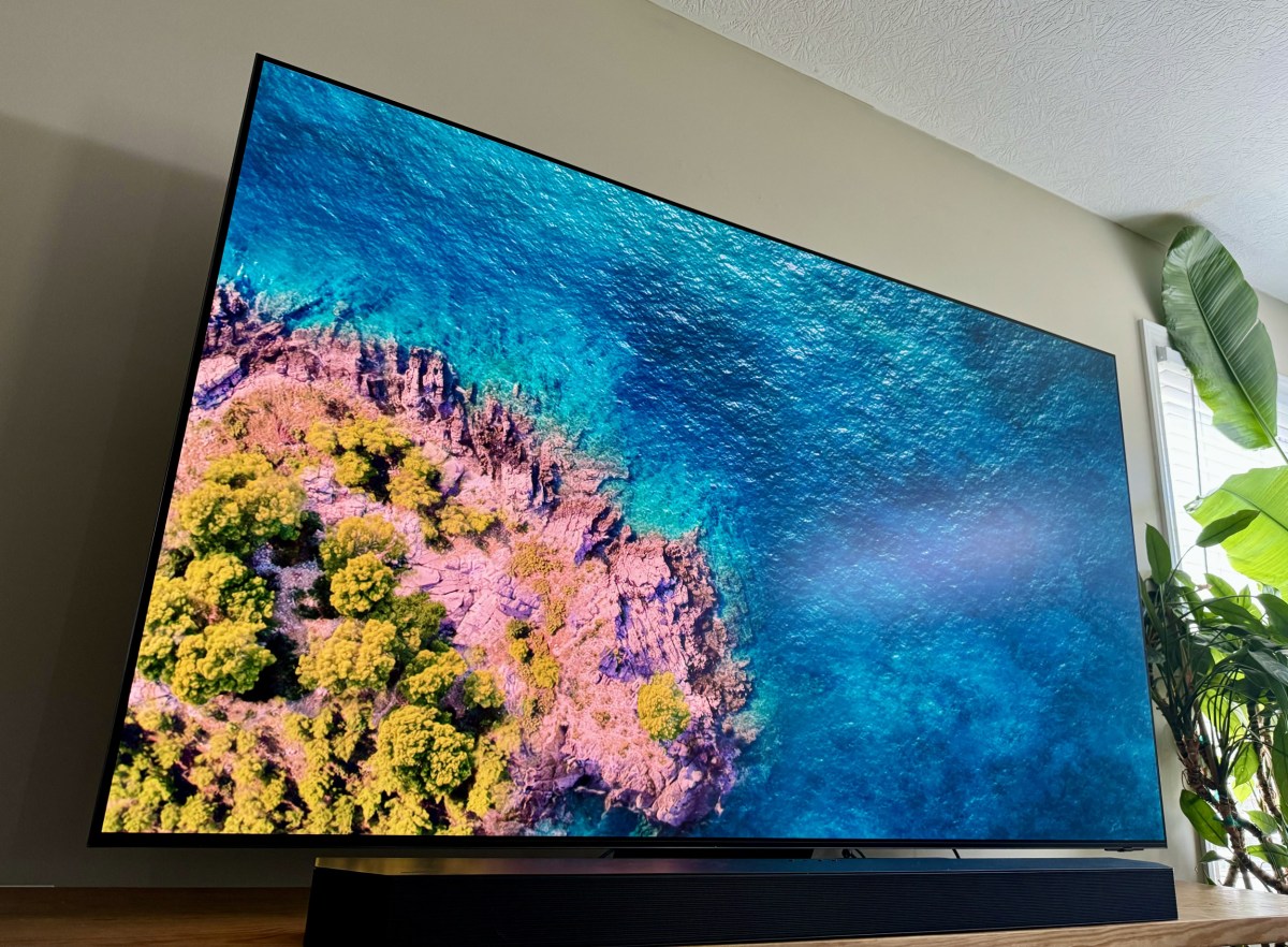 Samsung S95D OLED Review - Newsweek