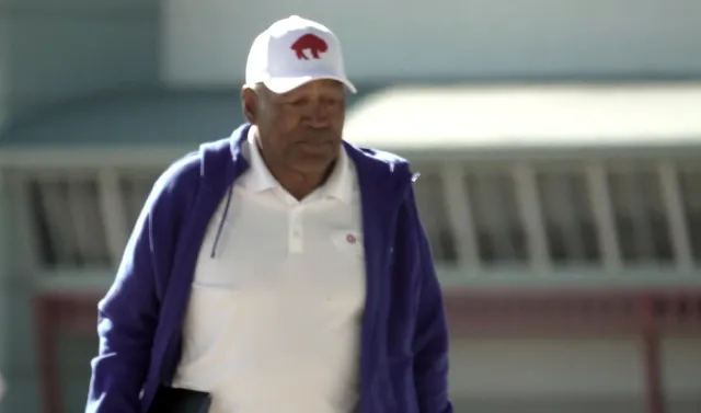 Breaking Down O.J. Simpson's Football Accomplishments - Newsweek
