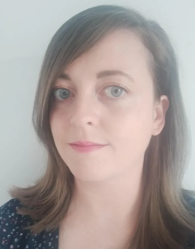 Hysterics at cat’s reaction after wanting to go outside during ...