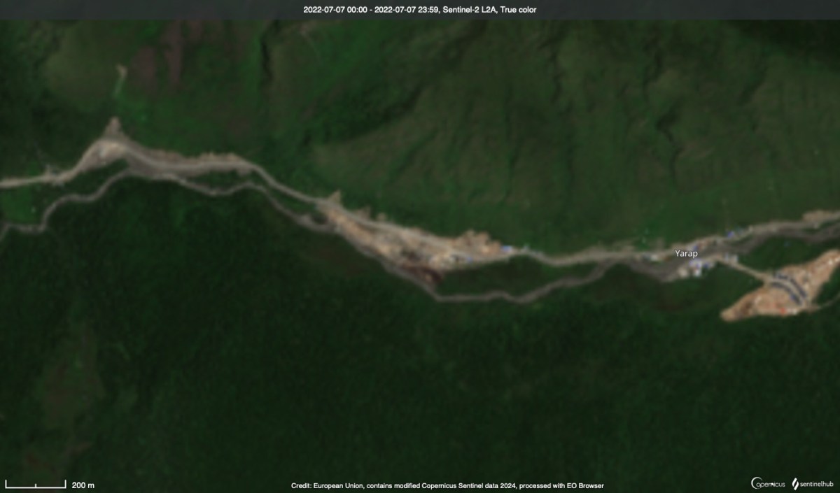 China Fortifies Disputed Border Against Key US Partner - Newsweek