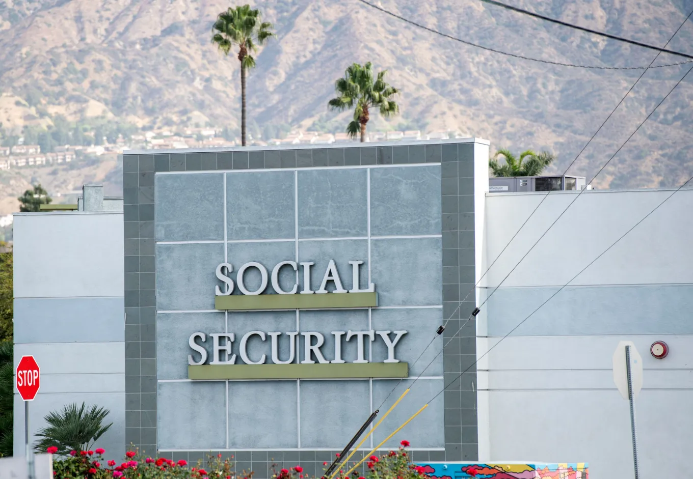 Social Security Paying $22 Million to Thousands of People - Newsweek