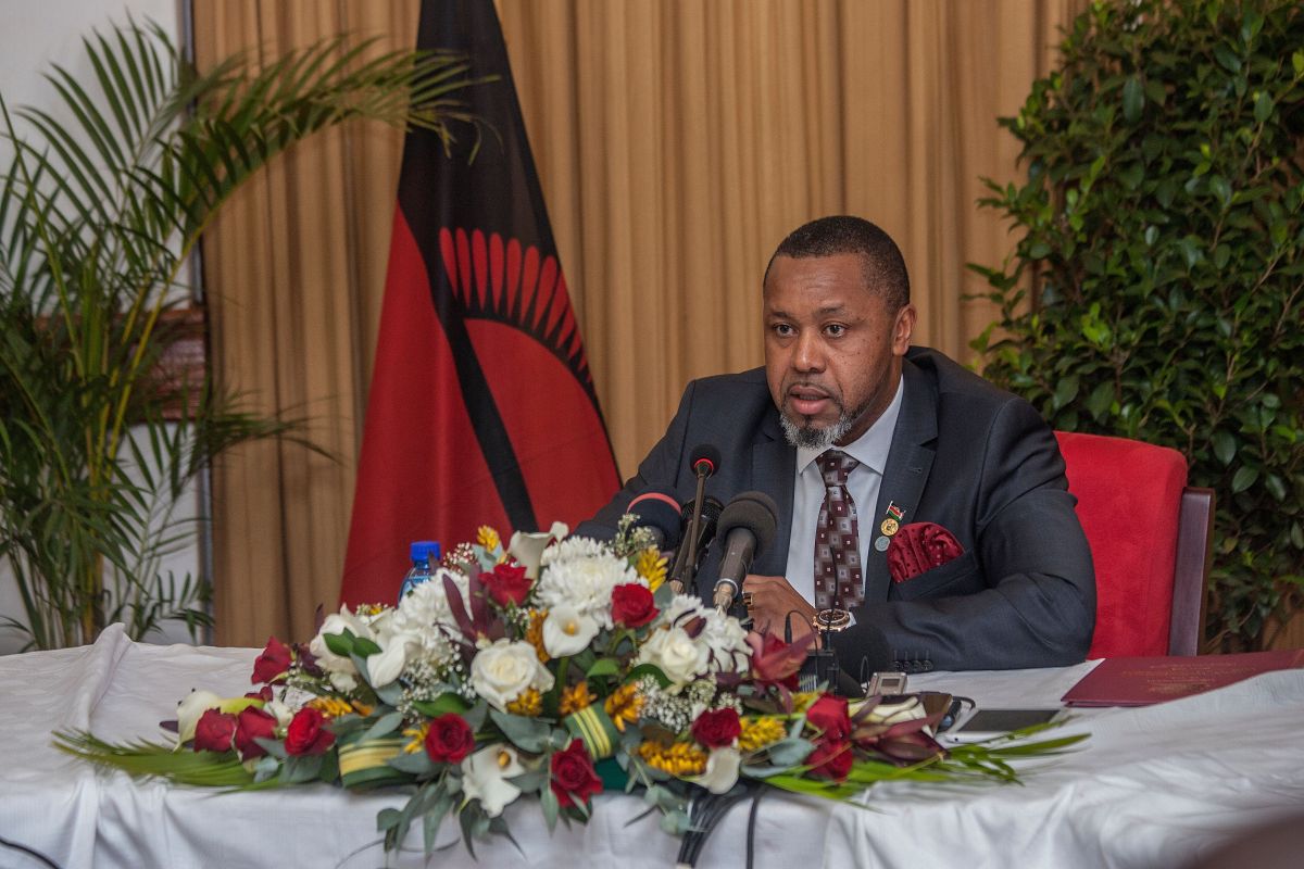 Malawi Vice President Killed in Plane Crash - Newsweek
