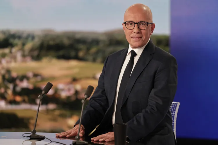 Conservative Leader Forced Out Over Far-Right Alliance - Newsweek