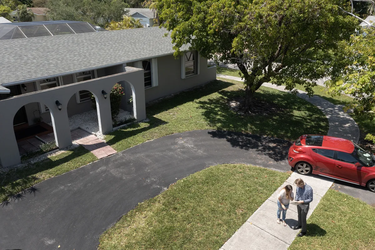 Florida House Prices Slashed by 1 in 4 Sellers - Newsweek