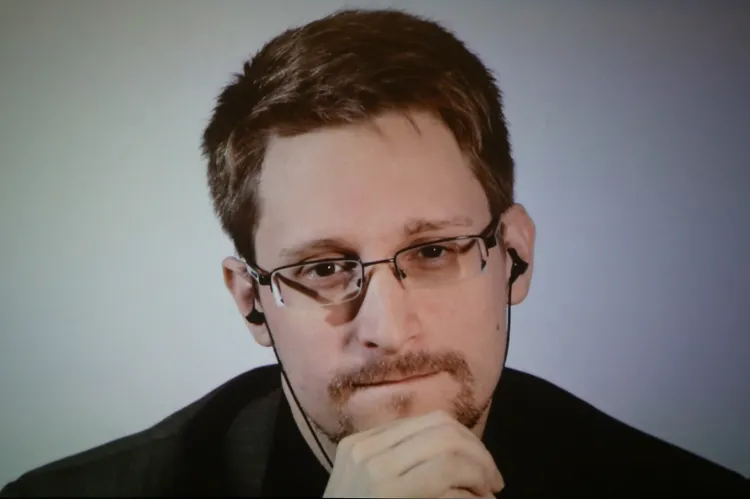 Edward Snowden Releases New Message: ‘You Have Been Warned’ - Newsweek