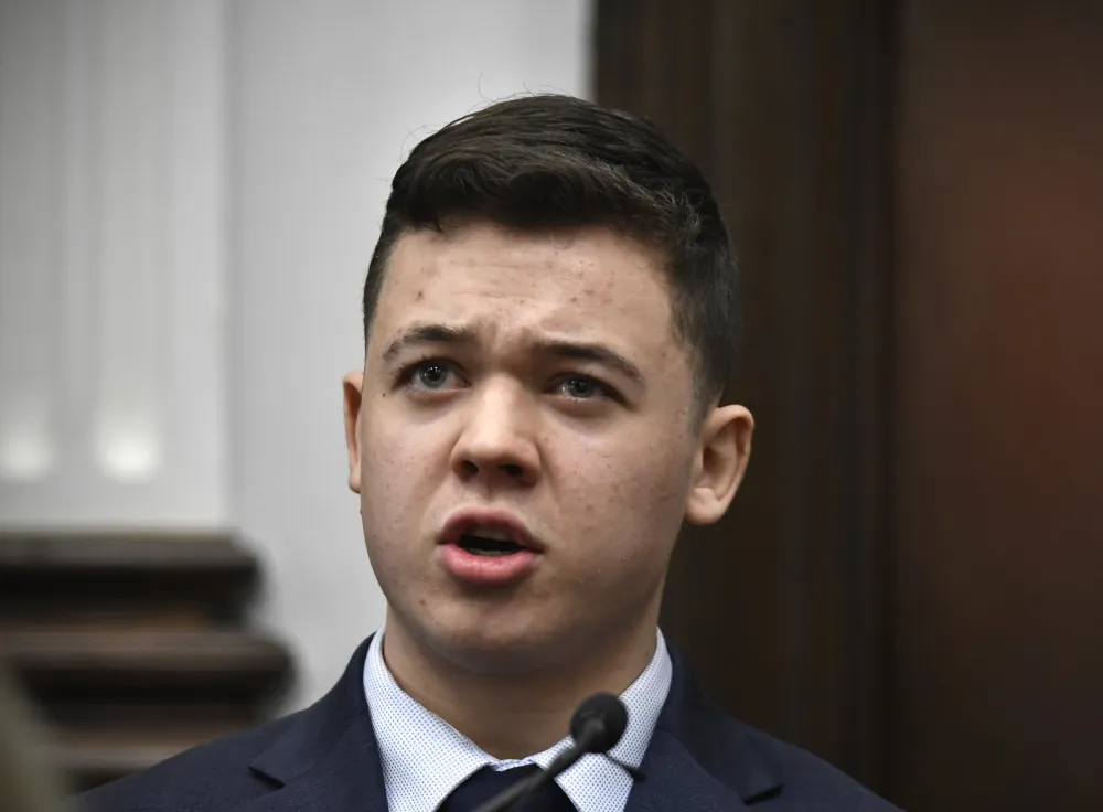 Kyle Rittenhouse’s Family Raise Thousands In Bid to Avoid Eviction ...