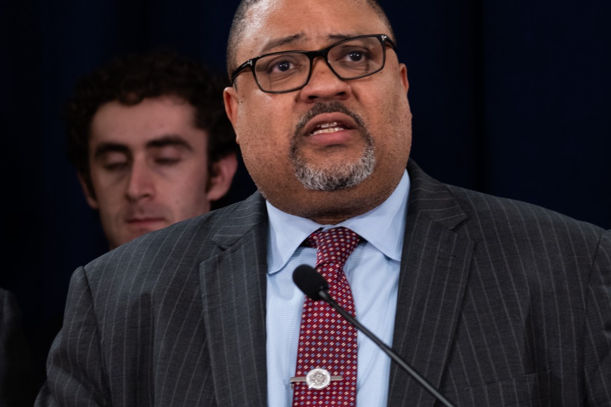 Alvin Bragg Caught a Break From Supreme Court: Legal Analyst - Newsweek