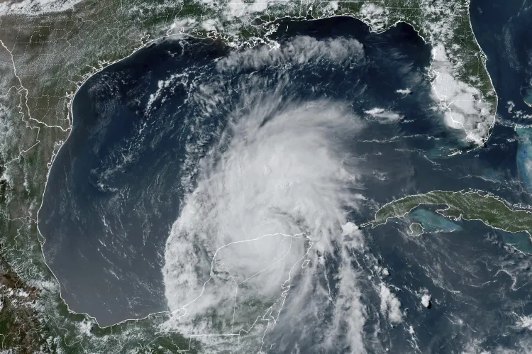 Beryl Update: Texas Gulf Coast Braces for 6-Foot Storm Surge - Newsweek