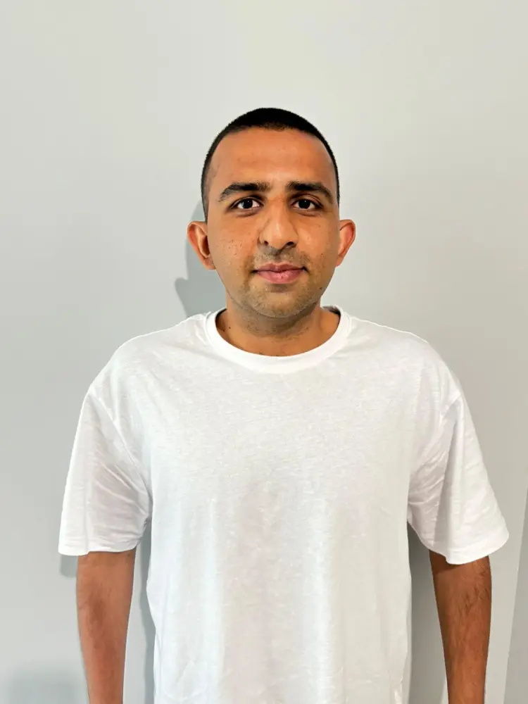 Border Patrol Agent Punches Restrained Man in Chicago: Video - Newsweek