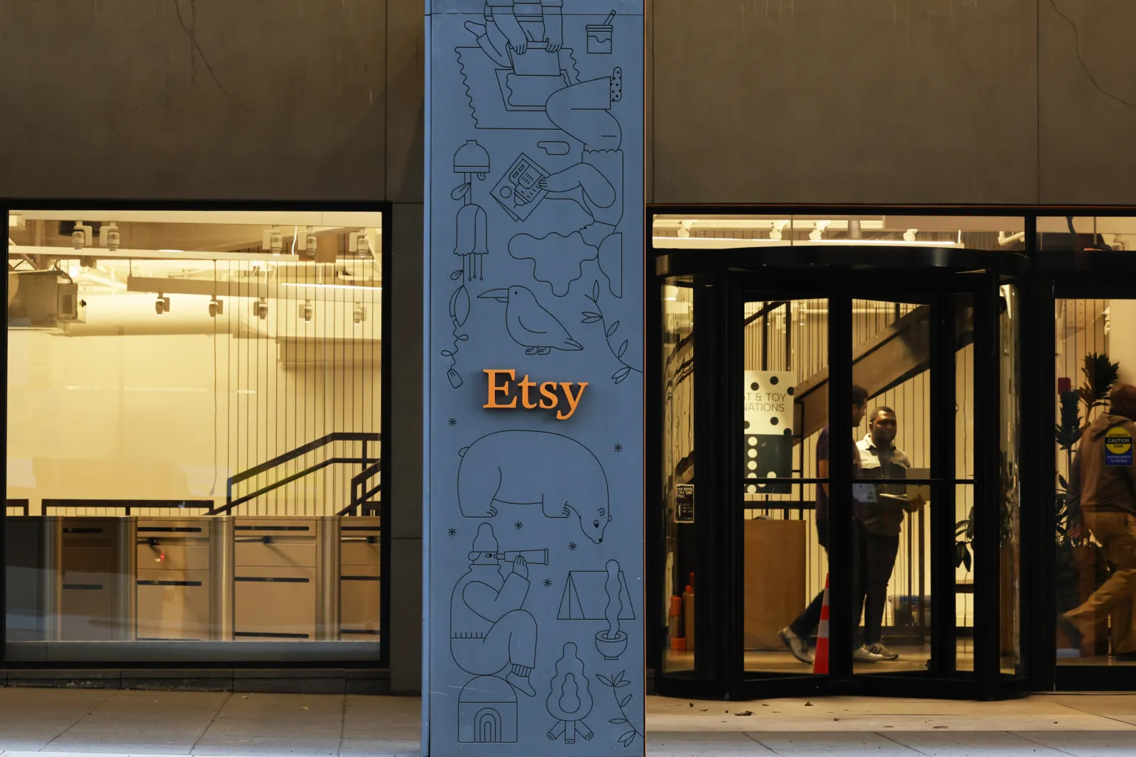 Etsy Tweaks Seller Policy to Make It Easier to Spot AI - Newsweek