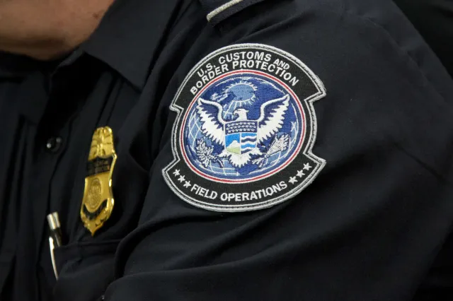 U.S.-Mexico Border App ‘Helps Drug Cartels Kidnap Migrants’ - Newsweek