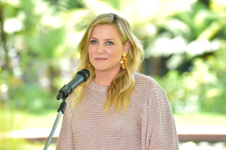 ‘Grey’s Anatomy’s’ Jessica Capshaw Speaks Out on Miscarriage—’Deeply ...