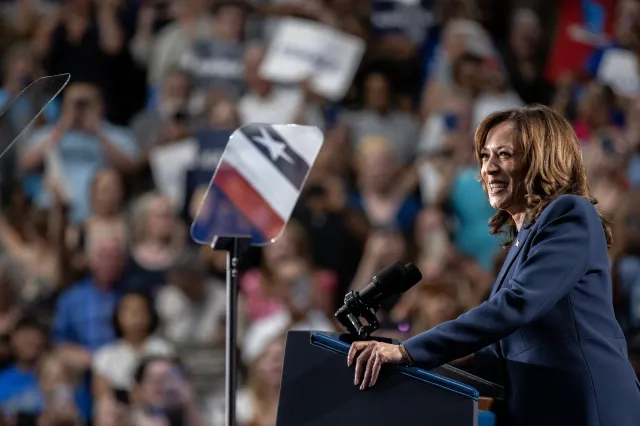 Kamala Harris Has a Charisma Problem: Poll - Newsweek