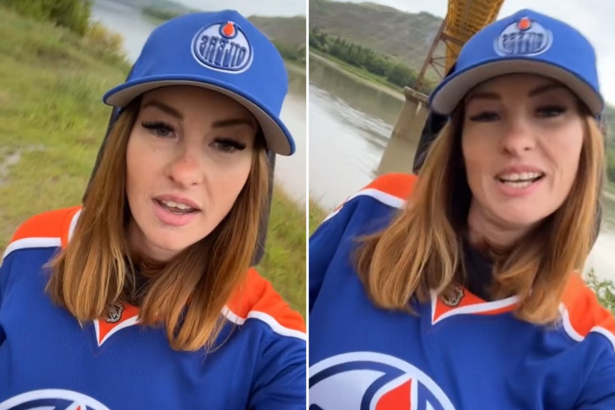 NHL Flasher Reveals Mom’s Reaction to Her Going Viral - Newsweek