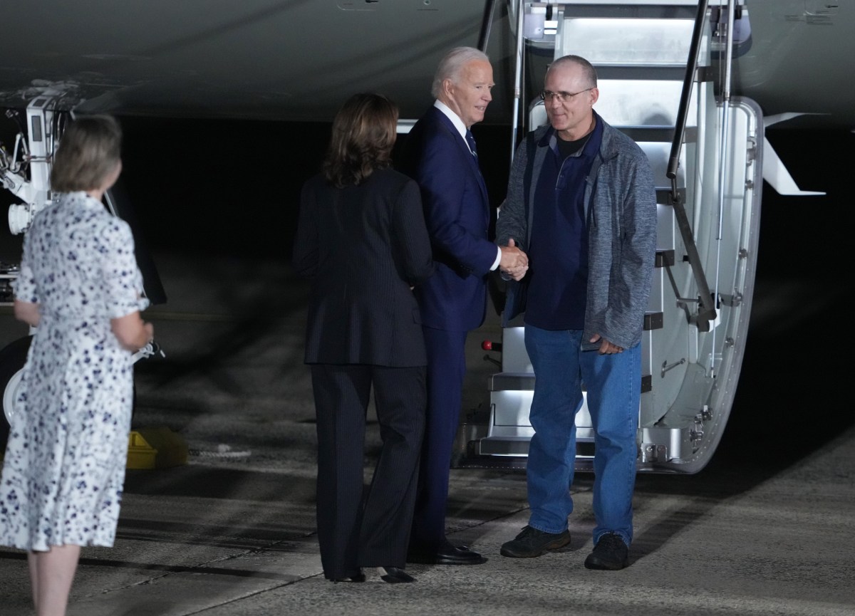 Joe Biden’s One-Word Message to Putin After Historic Prisoner Swap ...