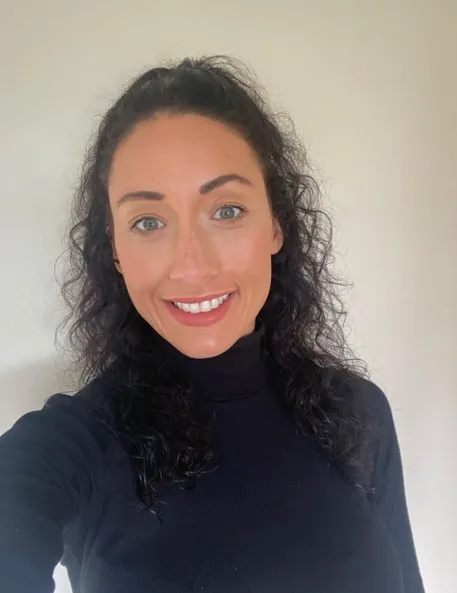 Labrador Mix Not Allowed off Leash, Hysterics Over Her Acting Skills ...