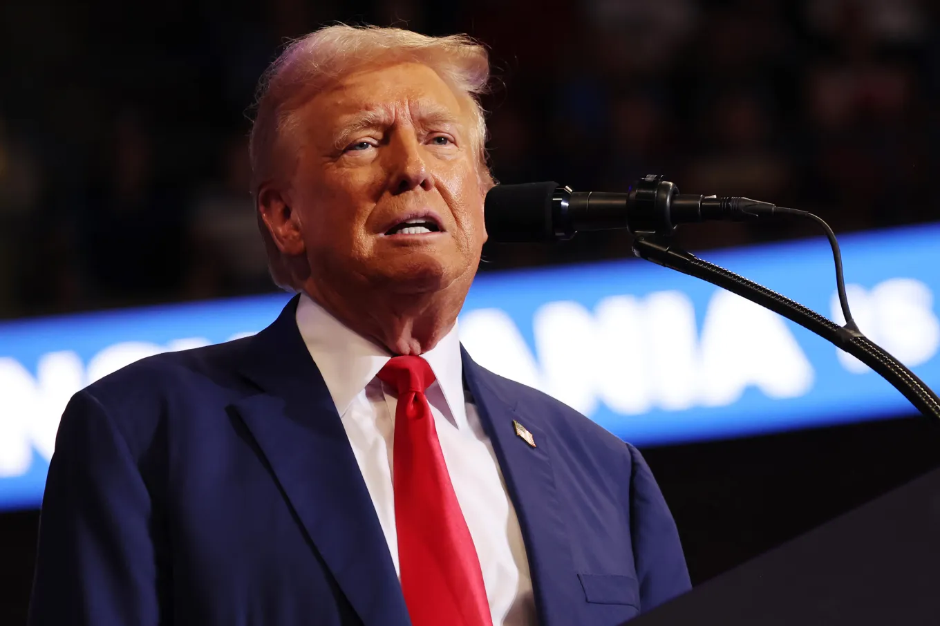 Donald Trump to Battle DNC With Jam-Packed Nationwide Schedule - Newsweek