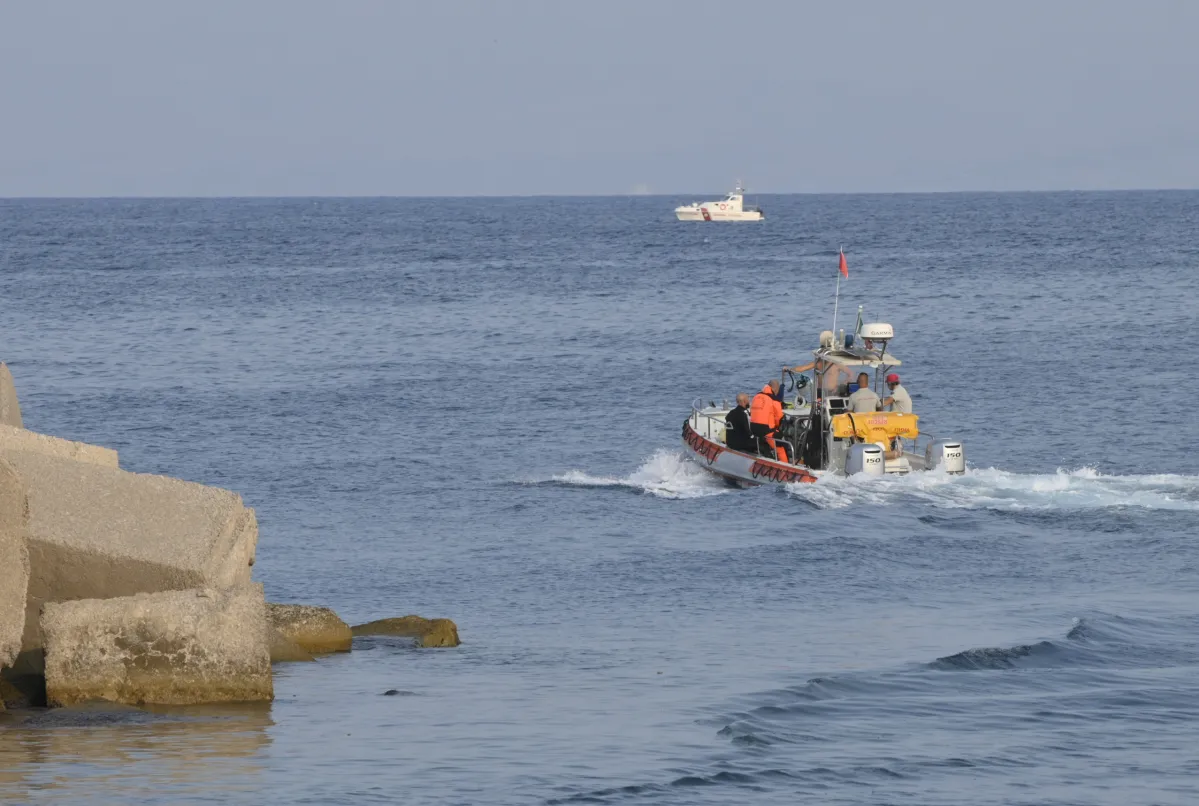 Divers Recover Final Body from Sicily Superyacht Wreck - Newsweek