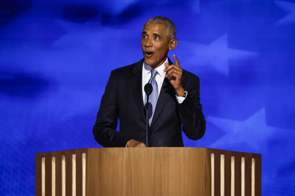 Barack Obama’s Joke About Trump’s ‘Crowd Sizes’ Takes Internet by Storm ...
