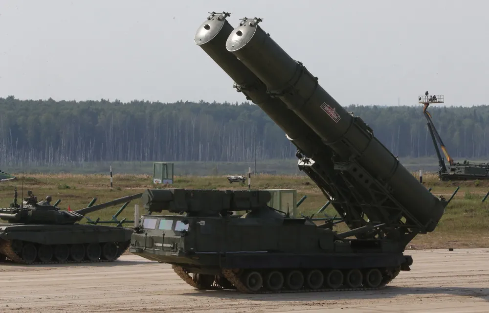 Video Shows Fiery Aftermath as Ukraine Strikes S-300 Battery Inside ...