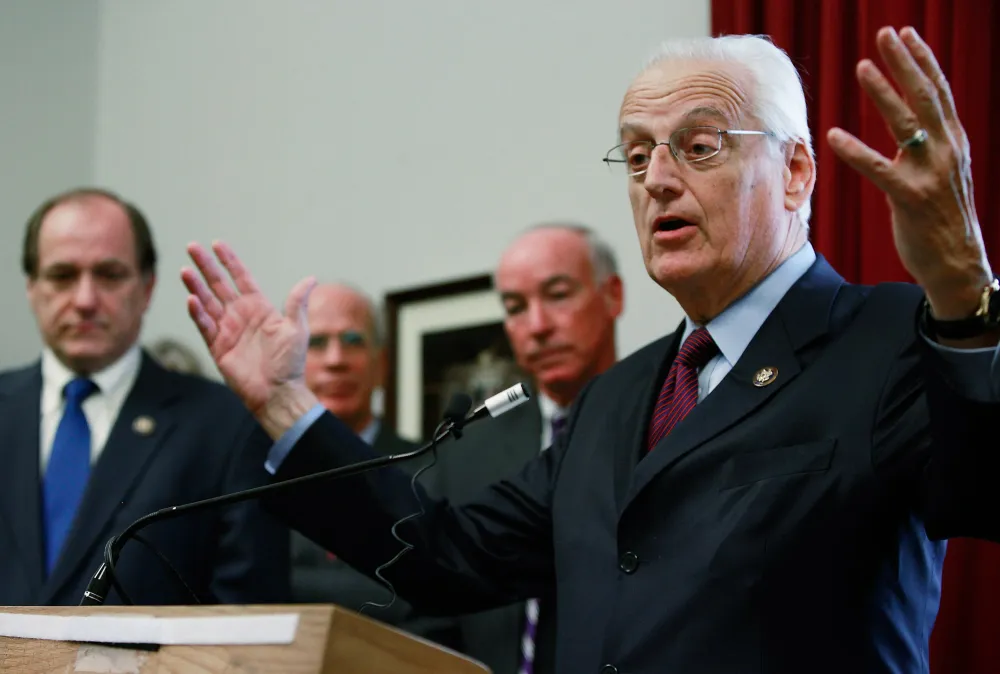 Bill Pascrell Dead: Longtime NJ Democrat Running for Re-election Was 87 ...