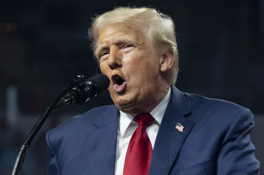 Donald Trump Issues New World War III Warning Over Kamala Harris - Newsweek