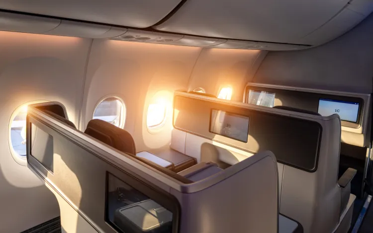 Plane Passenger Stunned by Reason First Class Couples Complain About ...