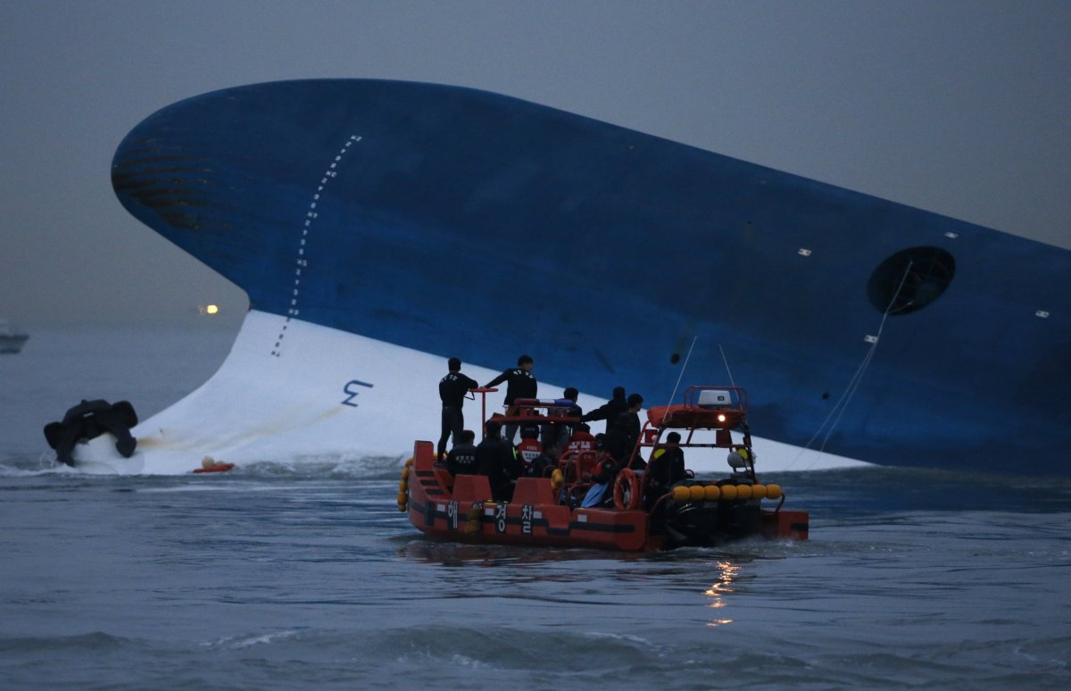 Over 280 Missing After South Korean Ferry Capsizes - Newsweek
