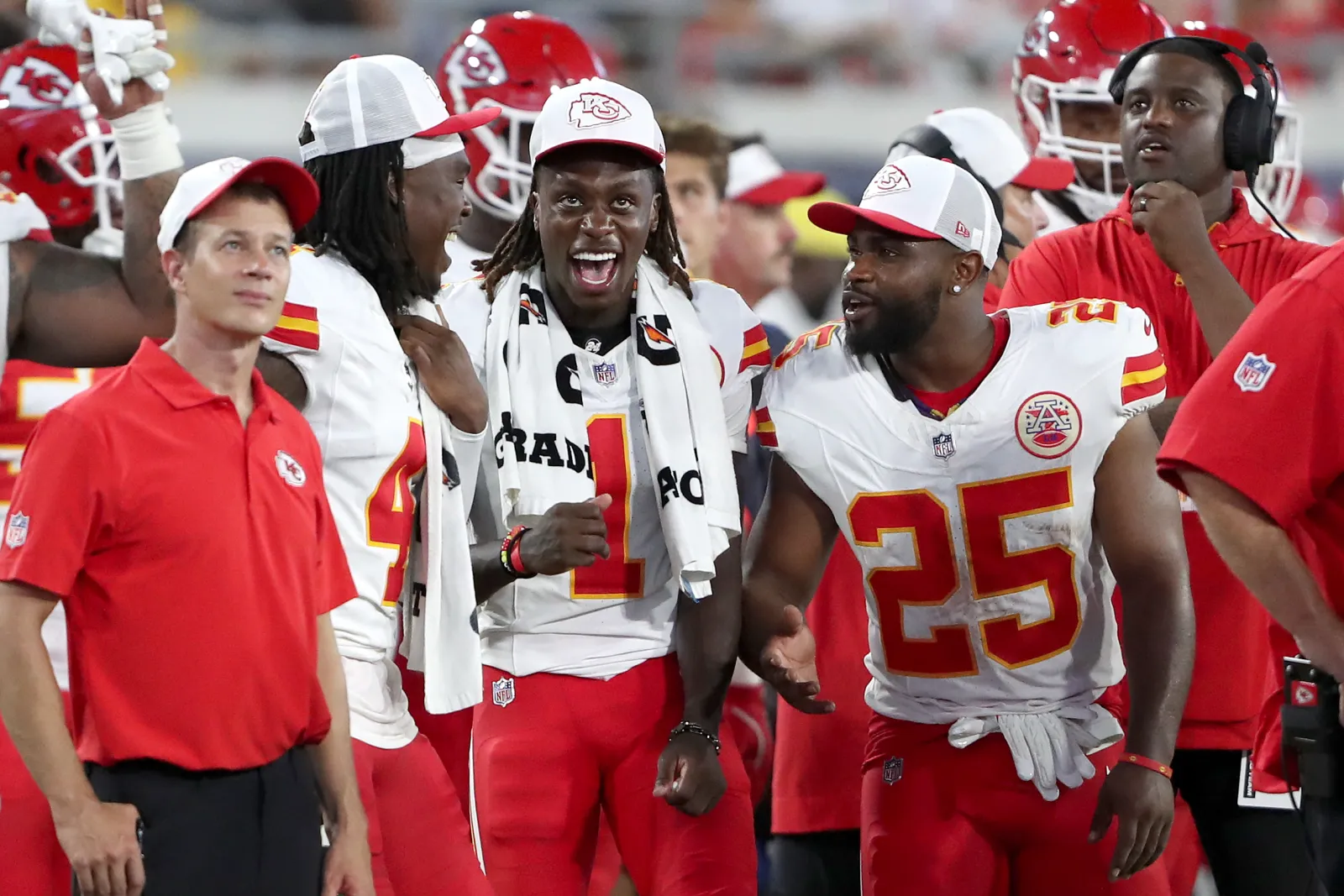 Fantasy Football: Best Under-the-Radar Starts for Chiefs vs Ravens Week ...