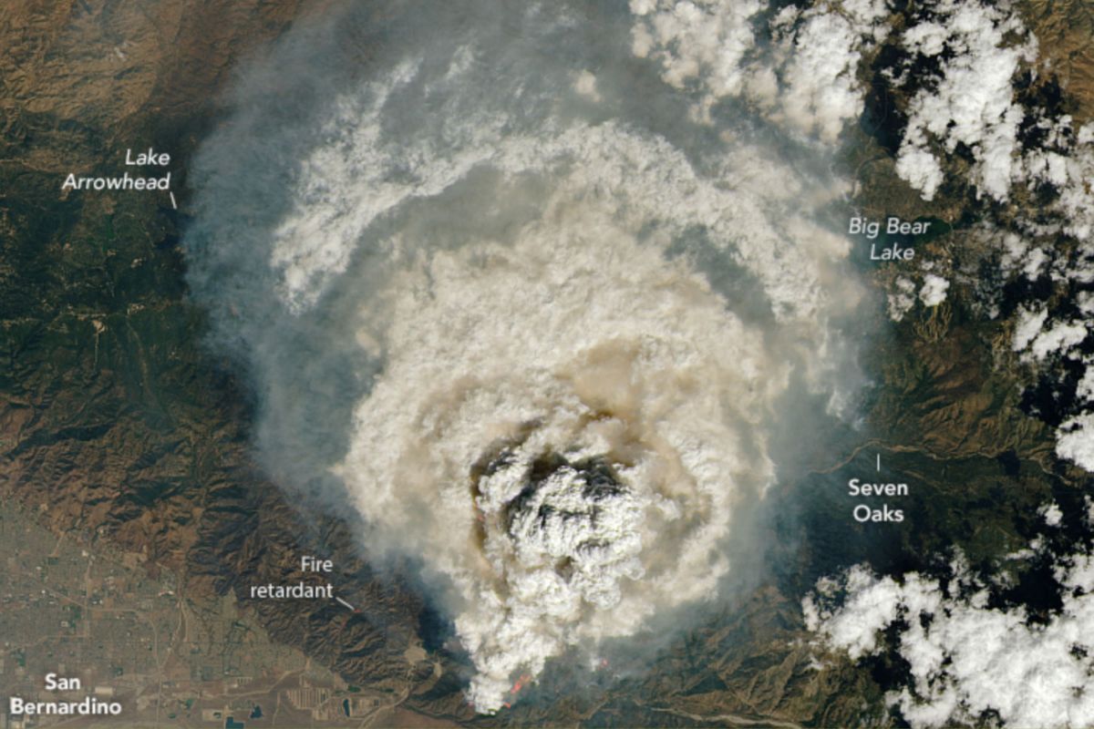 California Line Fire: NASA Snaps ‘Fire Clouds’ as People Told Stay ...